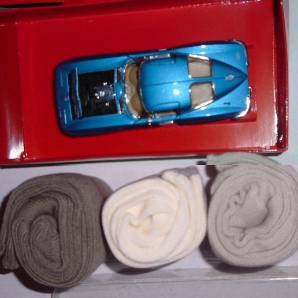 Underwear & Socks | Vintage 3 Pc Socks 1 Corvette Sting Ray Gift Set ...